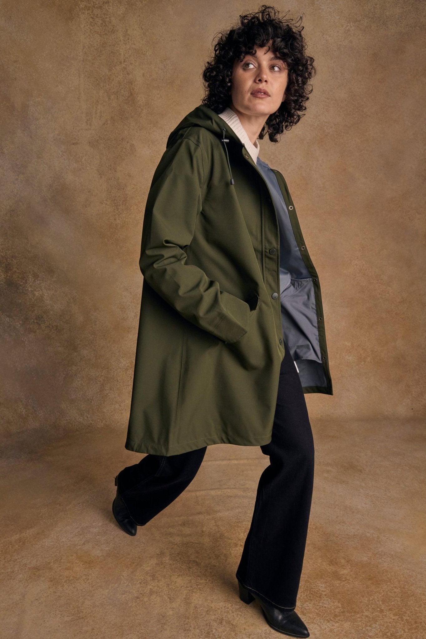 Fiadh Waterproof Jacket - Olive: Ultimate Weather-Ready Style